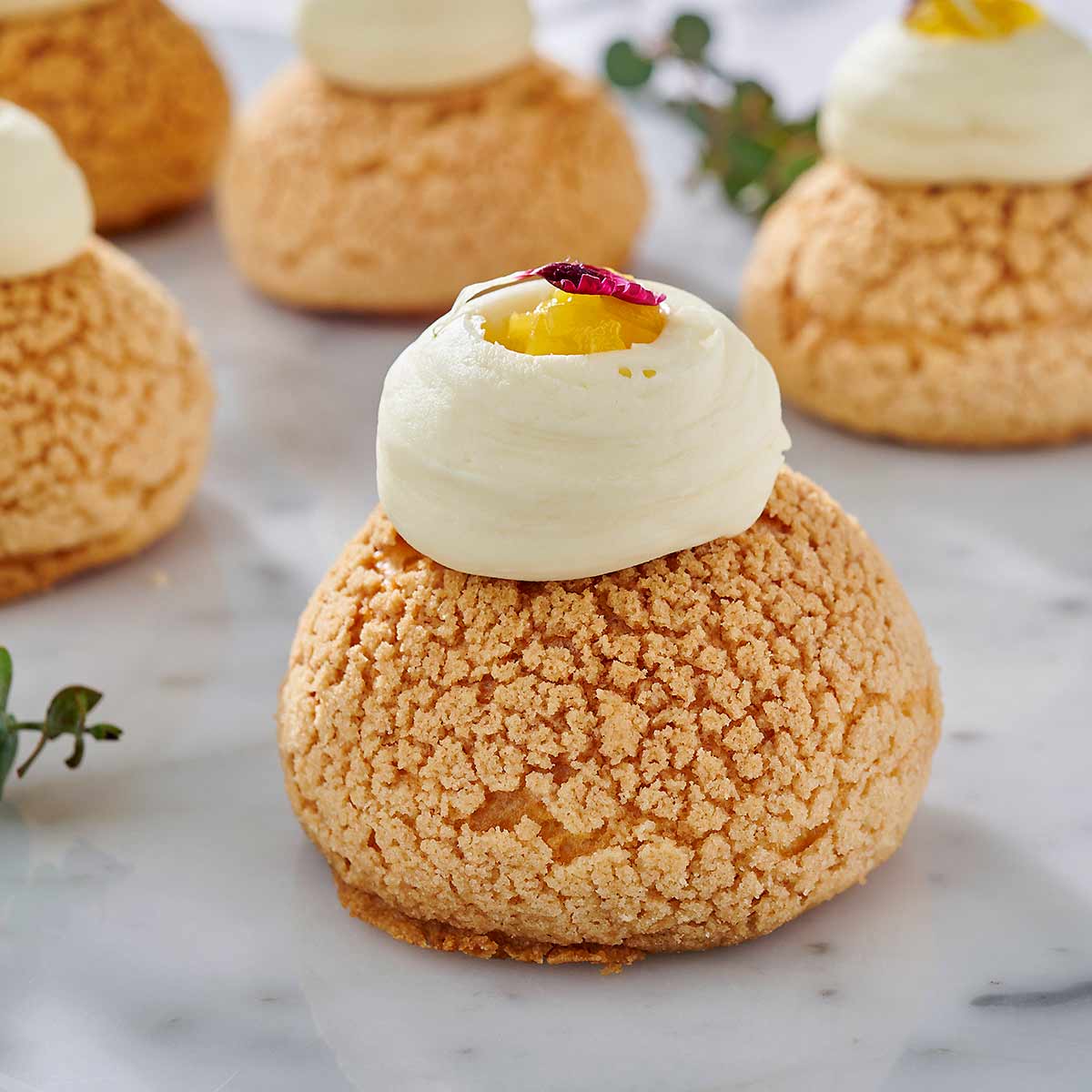 Mango Crème Choux Puff – ATDTOGO